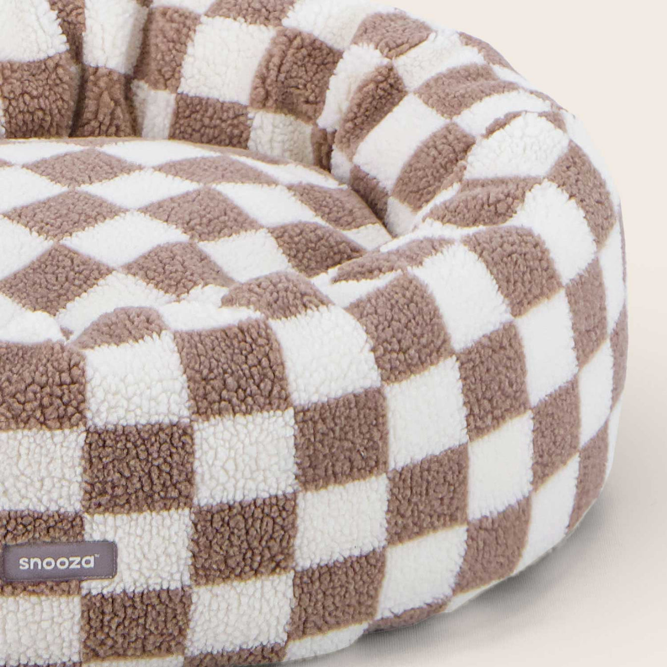 Checkerboard Teddy Cuddler Dog Bed | Snooza Pet Products